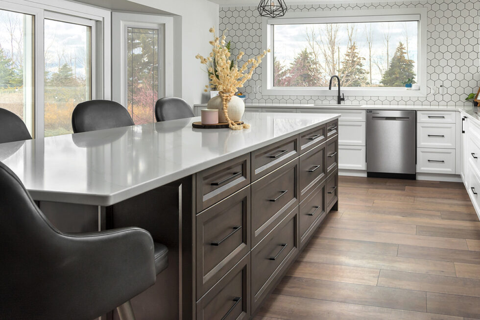 Countertops – Quartz - Creative Kitchens